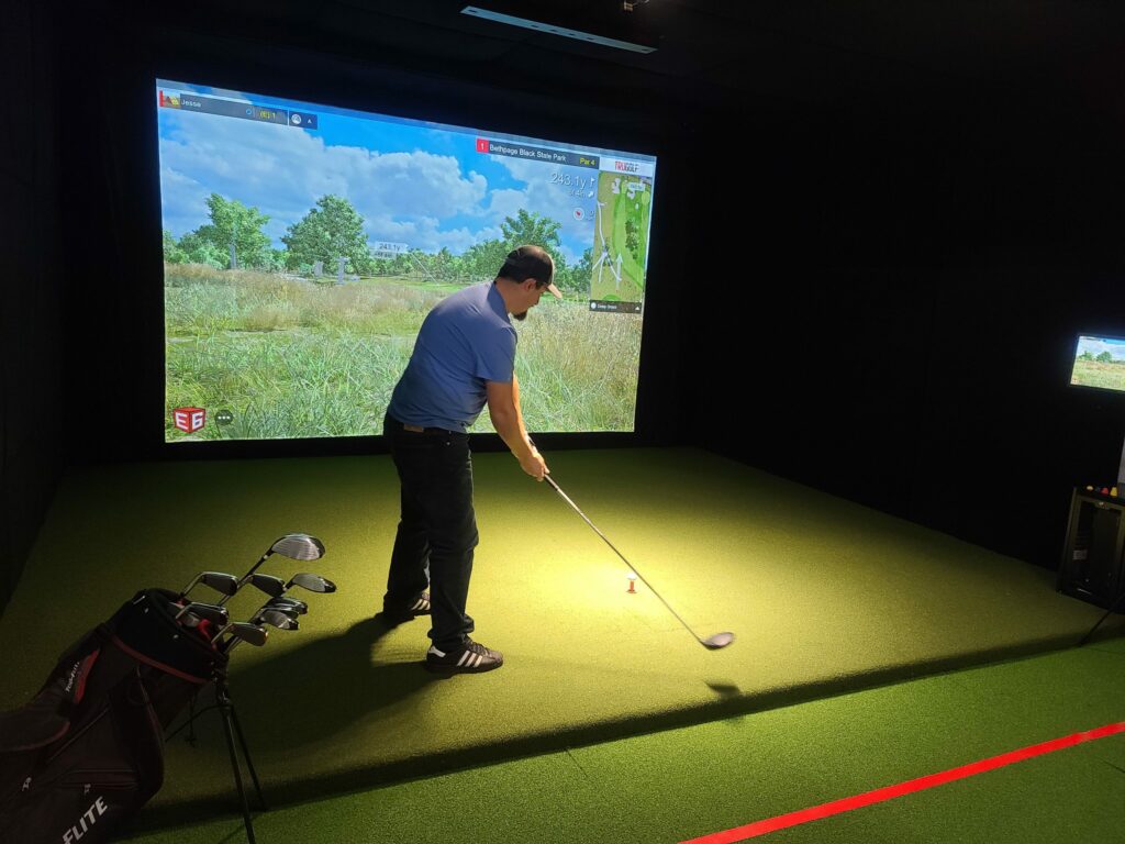 Golf Simulators - Deerfield Pub at Glen Arbour